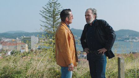 Watch Unauthorized Living | Netflix Official Site