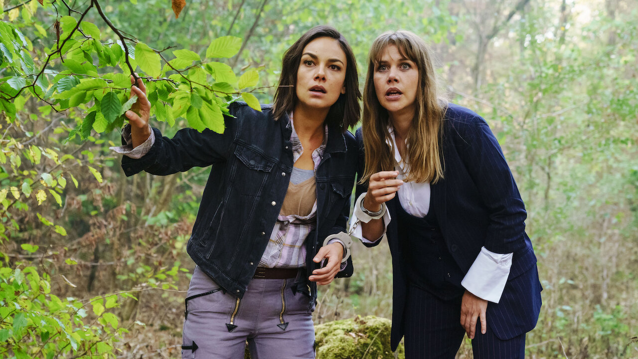 Watch Berlin, Berlin: Lolle on the Run | Netflix Official Site